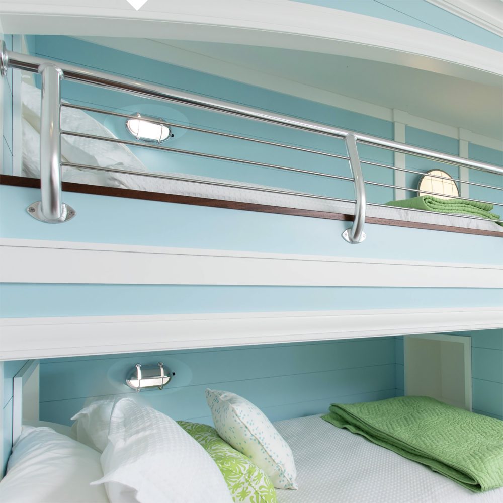 Oval Bulkhead Light with Eyelid Shield (Medium Size) - Shiplights